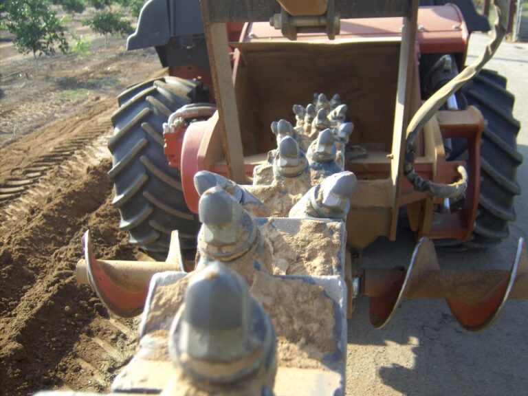 Trencher Chains Australia - All Make Trencher